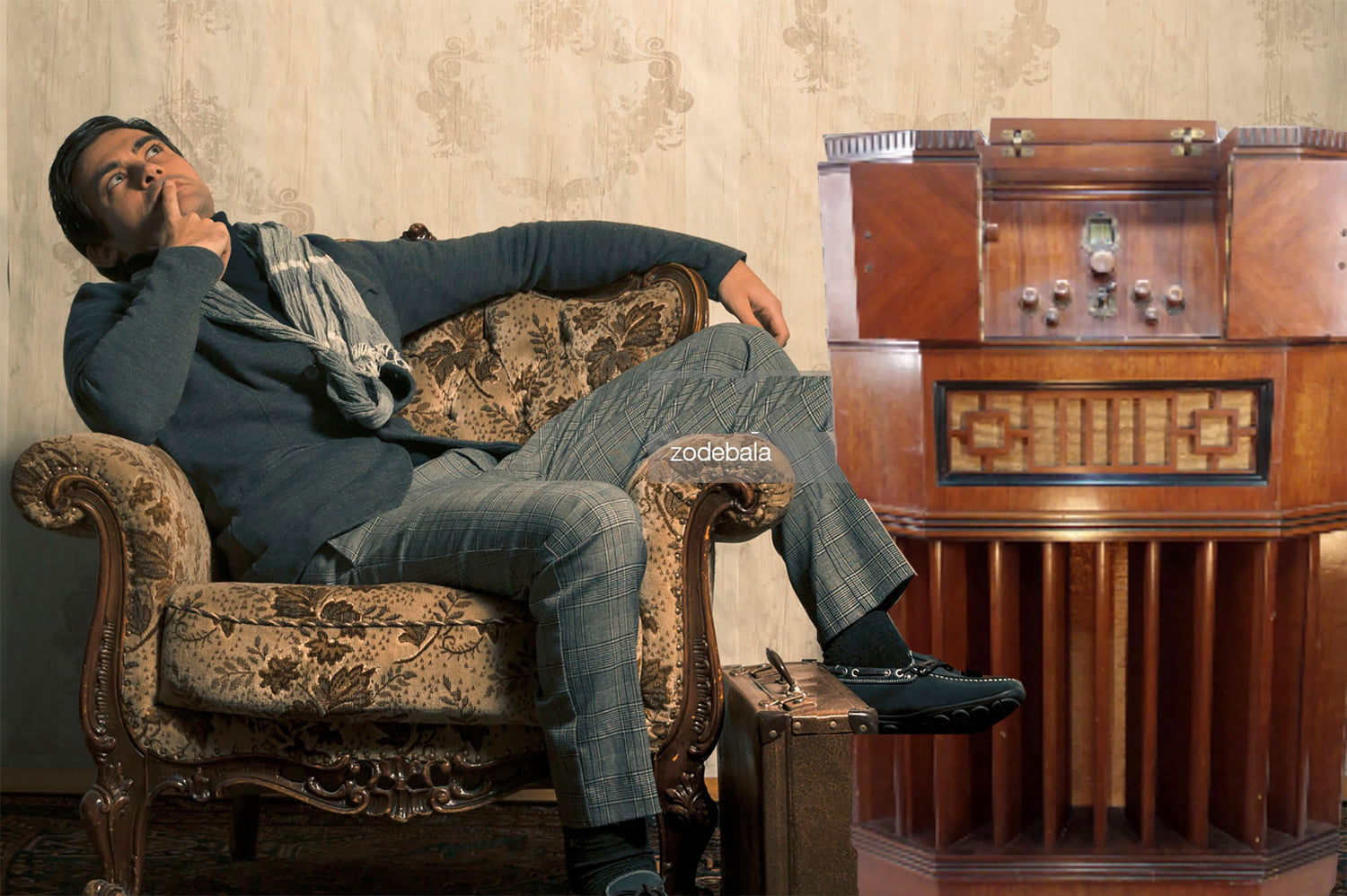 Selling Catalin Radios and Art Deco Radios – Catalin Store Sells ...