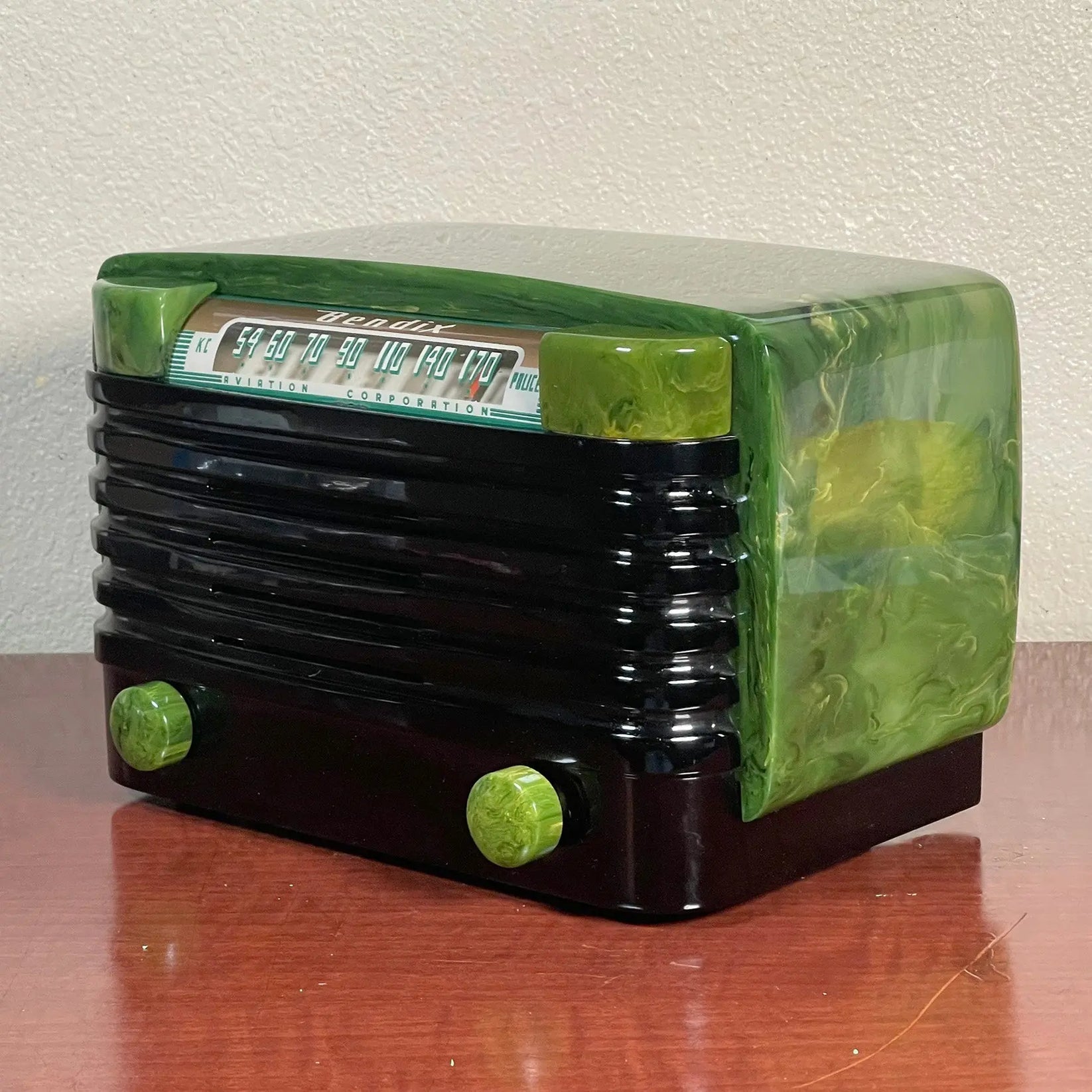 Bendix 526C Catalin Radio- Green Swirl – Catalin Store Selling Catalin ...